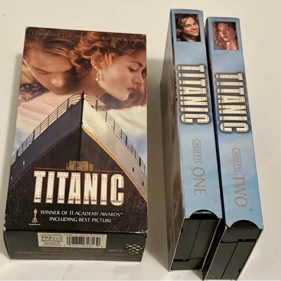 Paramount Pictures | Other | Titanic Vhs Box Set 2 Tapes Thx Widescreen ...